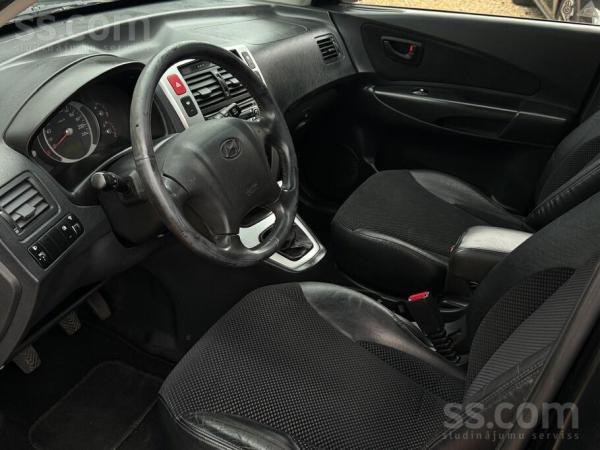 Hyundai Tucson 2007 Jelgava vietnÄ Melns Hyundai Tucson 2007 Jelgava, ar dzinÄja tilpumu 2.00 L un nobraukumu 0 tÅ«kst. km par 2150 ā¬, foto 10 vietnÄ AUTOMOTO.COM.LV