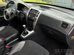 Melns Hyundai Tucson 2007 Jelgava, ar dzinēja tilpumu 2.00 L un nobraukumu 0 tūkst. km par 2150 €, foto 17 vietnē AUTOMOTO.COM.LV