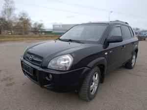 Black Hyundai Tucson 2008 in Marijampole, with an engine capacity of 2.00 L and mileage of 185 thousand km for 2400 €, photo 2 on AUTOMOTO.COM.LV