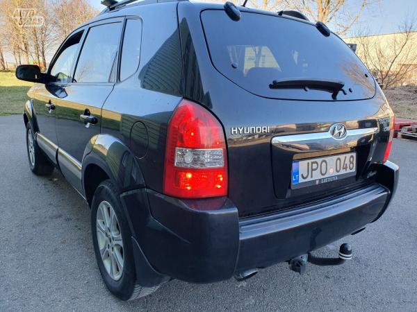 Melns Hyundai Tucson 2008 Šauļi, ar dzinēja tilpumu 2.00 L un nobraukumu 289 tūkst. km par 2900 €, foto 6 vietnē AUTOMOTO.COM.LV