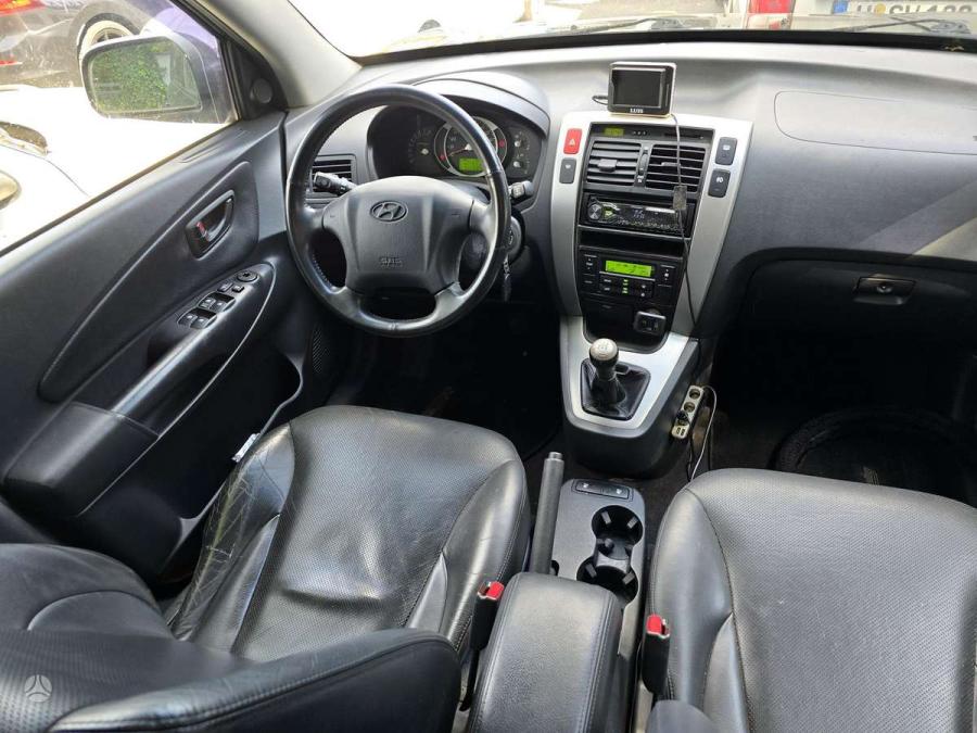 Melns Hyundai Tucson 2008 Marijampole, ar dzinēja tilpumu 1.98 L un nobraukumu 112 tūkst. km par 3900 €, foto 9 vietnē AUTOMOTO.COM.LV