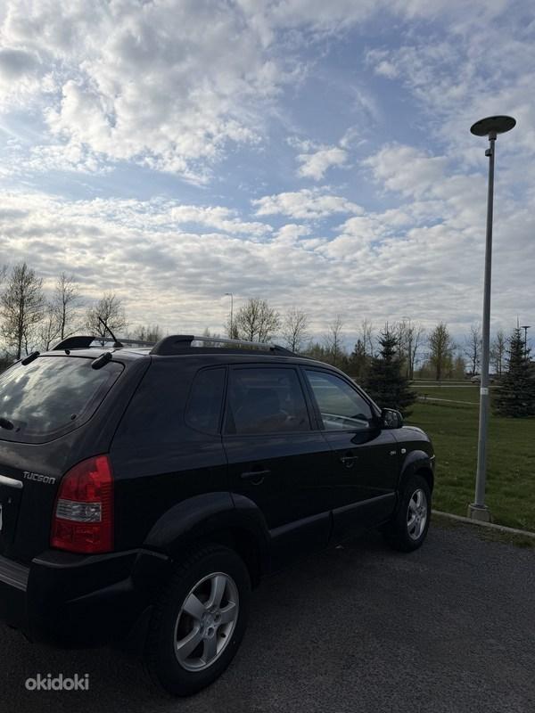 Black Hyundai Tucson 2008 in Maardu, with an engine capacity of 20.00 L and mileage of 234 thousand km for 6300 €, photo 10 on AUTOMOTO.COM.LV