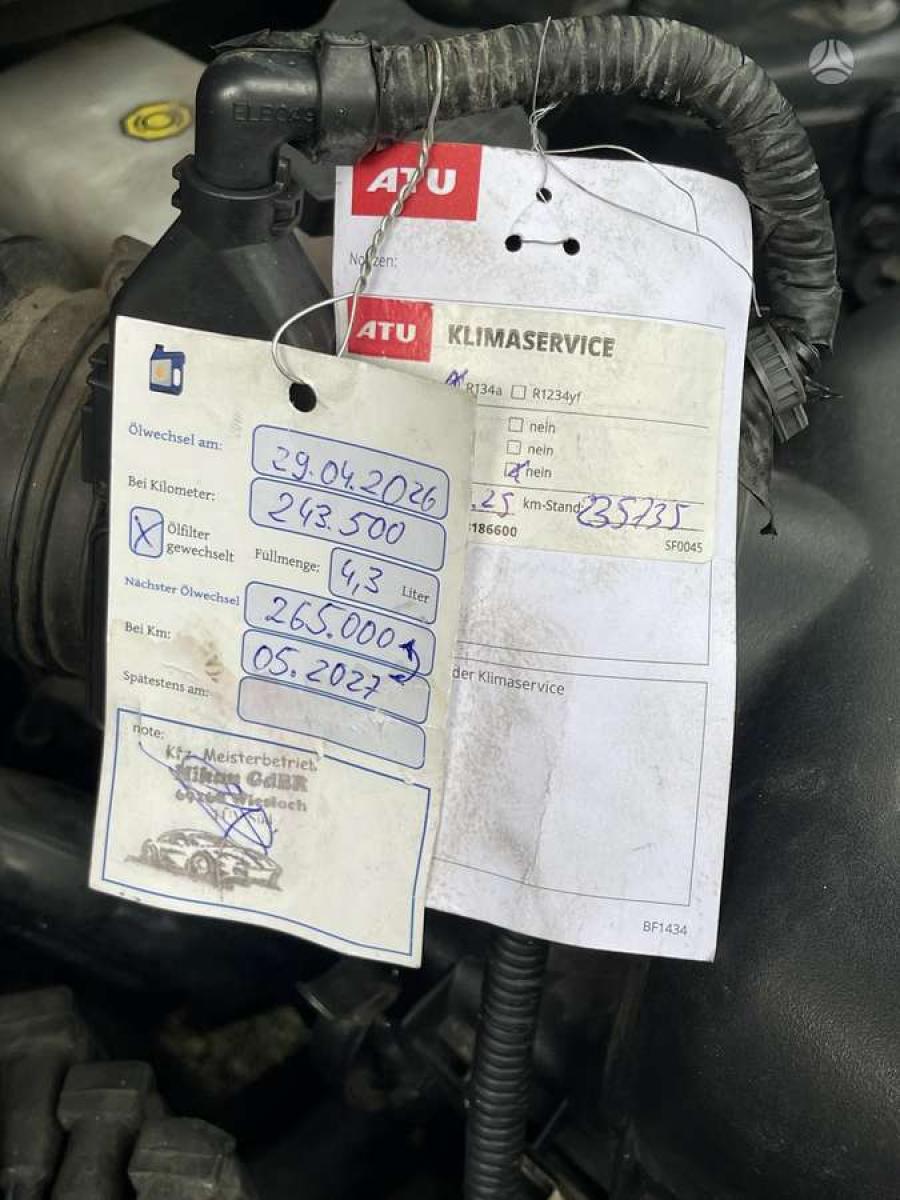 Black Hyundai Tucson 2008 in Telschi, with an engine capacity of 1.98 L and mileage of 245 thousand km for 2750 €, photo 12 on AUTOMOTO.COM.LV