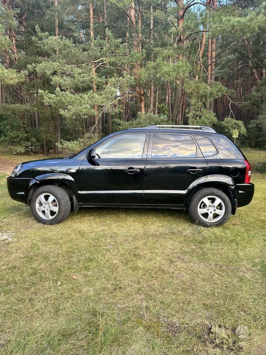 Melns Hyundai Tucson 2008 Kauņa, ar dzinēja tilpumu 1.99 L un nobraukumu 154 tūkst. km par 3500 €, foto 7 vietnē AUTOMOTO.COM.LV