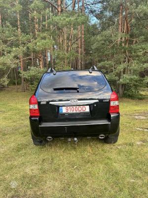 Melns Hyundai Tucson 2008 Kauņa, ar dzinēja tilpumu 1.99 L un nobraukumu 154 tūkst. km par 3500 €, foto 8 vietnē AUTOMOTO.COM.LV