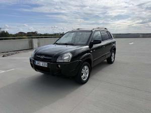 Melns Hyundai Tucson 2008 Viļņa, ar dzinēja tilpumu 1.99 L un nobraukumu 199 tūkst. km par 1850 €, foto  vietnē AUTOMOTO.COM.LV