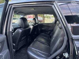 Black Hyundai Tucson 2008 in Vilnius, with an engine capacity of 2.00 L and mileage of 309 thousand km for 1799 €, photo 7 on AUTOMOTO.COM.LV
