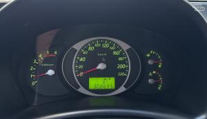 Black Hyundai Tucson 2008 in Vilnius, with an engine capacity of 2.00 L and mileage of 309 thousand km for 1799 €, photo 13 on AUTOMOTO.COM.LV