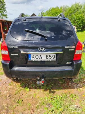 Melns Hyundai Tucson 2009 Zarasai, ar dzinēja tilpumu 2.00 L un nobraukumu 278 tūkst. km par 3700 €, foto 10 vietnē AUTOMOTO.COM.LV