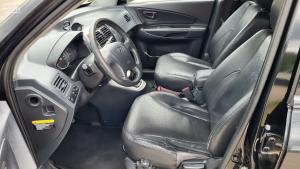 Black Hyundai Tucson 2009 in Vilnius, with an engine capacity of 2.00 L and mileage of 130 thousand km for 2750 €, photo 16 on AUTOMOTO.COM.LV