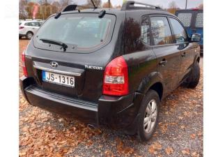 Черный Хендай Туксон 2009 в Цесис, объемом двигателя 2.00 л и пробегом 120 тыс. км за 2950 €, фото 5 на AUTOMOTO.COM.LV