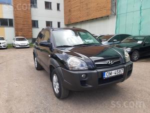 Melns Hyundai Tucson 2009 Daugavpils, ar dzinēja tilpumu 2.00 L un nobraukumu 0 tūkst. km par 4150 €, foto 4 vietnē AUTOMOTO.COM.LV