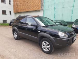 Melns Hyundai Tucson 2009 Daugavpils, ar dzinēja tilpumu 2.00 L un nobraukumu 0 tūkst. km par 4150 €, foto 5 vietnē AUTOMOTO.COM.LV