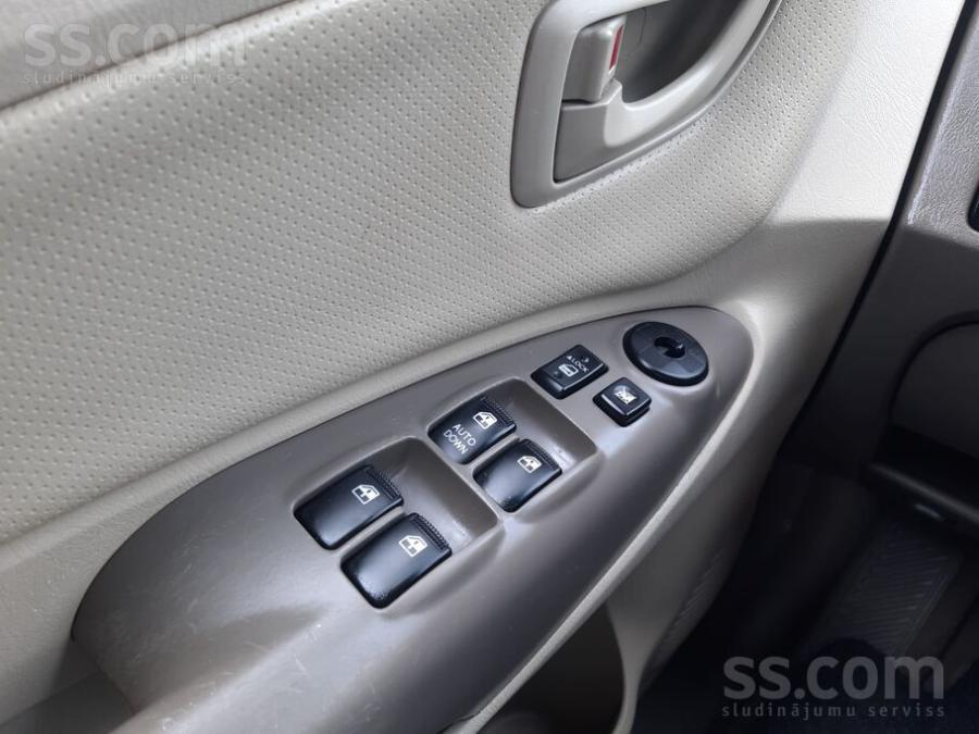 Melns Hyundai Tucson 2009 Daugavpils, ar dzinēja tilpumu 2.00 L un nobraukumu 0 tūkst. km par 4150 €, foto 14 vietnē AUTOMOTO.COM.LV