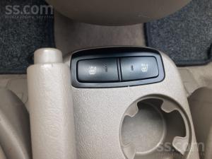 Melns Hyundai Tucson 2009 Daugavpils, ar dzinēja tilpumu 2.00 L un nobraukumu 0 tūkst. km par 4150 €, foto 20 vietnē AUTOMOTO.COM.LV