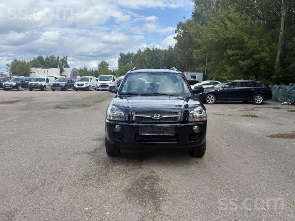 Melns Hyundai Tucson 2009 Rīga, ar dzinēja tilpumu 2.00 L un nobraukumu 0 tūkst. km par 4300 €, foto 4 vietnē AUTOMOTO.COM.LV