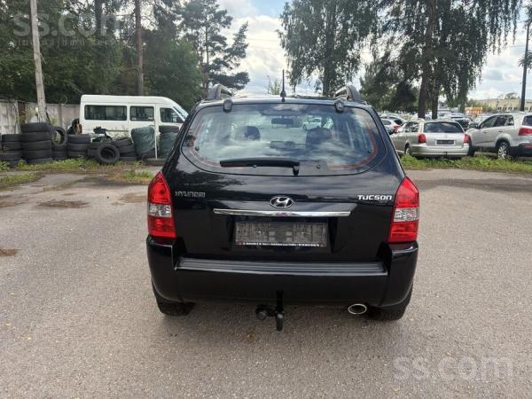 Melns Hyundai Tucson 2009 Rīga, ar dzinēja tilpumu 2.00 L un nobraukumu 0 tūkst. km par 4300 €, foto 9 vietnē AUTOMOTO.COM.LV
