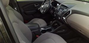 Melns Hyundai Tucson 2012 Viļņa, ar dzinēja tilpumu 2.00 L un nobraukumu 225 tūkst. km par 4440 €, foto 3 vietnē AUTOMOTO.COM.LV