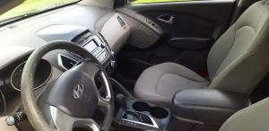 Melns Hyundai Tucson 2012 Viļņa, ar dzinēja tilpumu 2.00 L un nobraukumu 225 tūkst. km par 4440 €, foto 4 vietnē AUTOMOTO.COM.LV