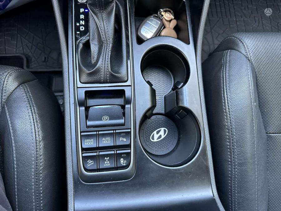 Melns Hyundai Tucson 2015 Viļņa, ar dzinēja tilpumu 2.00 L un nobraukumu 188 tūkst. km par 11000 €, foto 4 vietnē AUTOMOTO.COM.LV