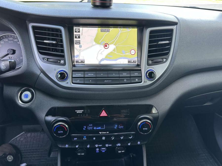 Melns Hyundai Tucson 2015 Viļņa, ar dzinēja tilpumu 2.00 L un nobraukumu 188 tūkst. km par 11000 €, foto 5 vietnē AUTOMOTO.COM.LV