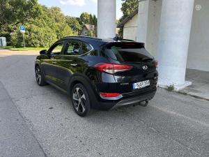 Melns Hyundai Tucson 2015 Viļņa, ar dzinēja tilpumu 2.00 L un nobraukumu 188 tūkst. km par 11000 €, foto 13 vietnē AUTOMOTO.COM.LV