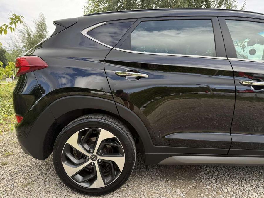 Melns Hyundai Tucson 2015 Šauļi, ar dzinēja tilpumu 2.00 L un nobraukumu 194 tūkst. km par 14750 €, foto 14 vietnē AUTOMOTO.COM.LV
