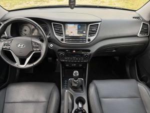 Melns Hyundai Tucson 2015 Šauļi, ar dzinēja tilpumu 2.00 L un nobraukumu 194 tūkst. km par 14750 €, foto 20 vietnē AUTOMOTO.COM.LV