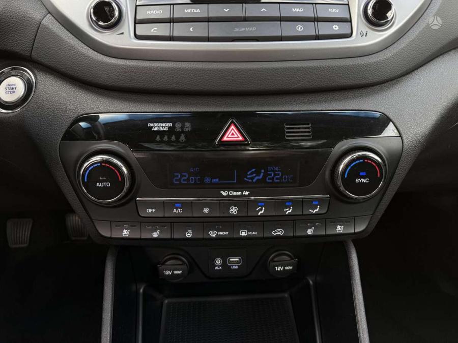 Melns Hyundai Tucson 2015 Šauļi, ar dzinēja tilpumu 2.00 L un nobraukumu 194 tūkst. km par 14750 €, foto 23 vietnē AUTOMOTO.COM.LV
