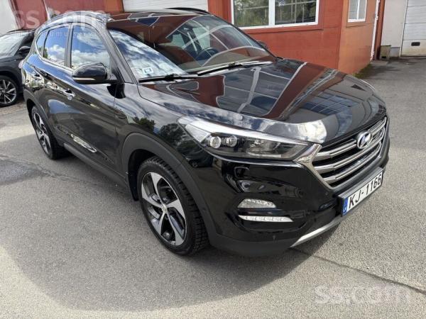 Melns Hyundai Tucson 2016 Rīga, ar dzinēja tilpumu 1.60 L un nobraukumu 166 tūkst. km par 11600 €, foto 2 vietnē AUTOMOTO.COM.LV