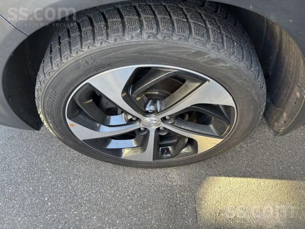 Melns Hyundai Tucson 2016 Rīga, ar dzinēja tilpumu 1.60 L un nobraukumu 166 tūkst. km par 11600 €, foto 6 vietnē AUTOMOTO.COM.LV