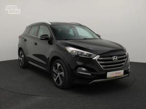 Black Hyundai Tucson 2016 in Vilnius, with an engine capacity of 1.70 L and mileage of 241 thousand km for 12799 €, photo 11 on AUTOMOTO.COM.LV