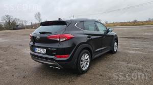 Melns Hyundai Tucson 2016 Rīga, ar dzinēja tilpumu 1.60 L un nobraukumu 247 tūkst. km par 11500 €, foto 6 vietnē AUTOMOTO.COM.LV