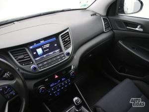 Black Hyundai Tucson 2016 in Vilnius, with an engine capacity of 1.70 L and mileage of 169 thousand km for 12499 €, photo 22 on AUTOMOTO.COM.LV