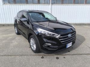 Black Hyundai Tucson 2016 in Radviliskis, with an engine capacity of 2.00 L and mileage of 163 thousand km for 10950 €, photo 13 on AUTOMOTO.COM.LV