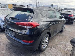 Melns Hyundai Tucson 2016 Kauņa, ar dzinēja tilpumu 1.69 L un nobraukumu 237 tūkst. km par 8100 €, foto 6 vietnē AUTOMOTO.COM.LV