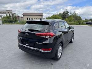 Melns Hyundai Tucson 2016 Telšiai, ar dzinēja tilpumu 1.69 L un nobraukumu 203 tūkst. km par 9800 €, foto 7 vietnē AUTOMOTO.COM.LV