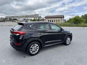 Melns Hyundai Tucson 2016 Telšiai, ar dzinēja tilpumu 1.69 L un nobraukumu 203 tūkst. km par 9800 €, foto 8 vietnē AUTOMOTO.COM.LV