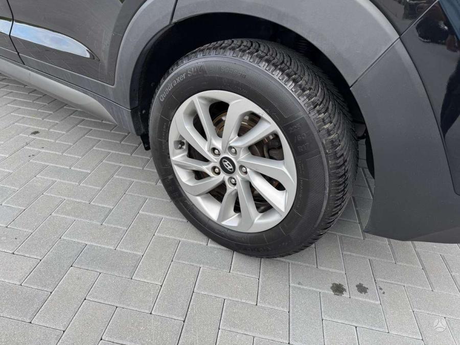Melns Hyundai Tucson 2016 Telšiai, ar dzinēja tilpumu 1.69 L un nobraukumu 203 tūkst. km par 9800 €, foto 13 vietnē AUTOMOTO.COM.LV