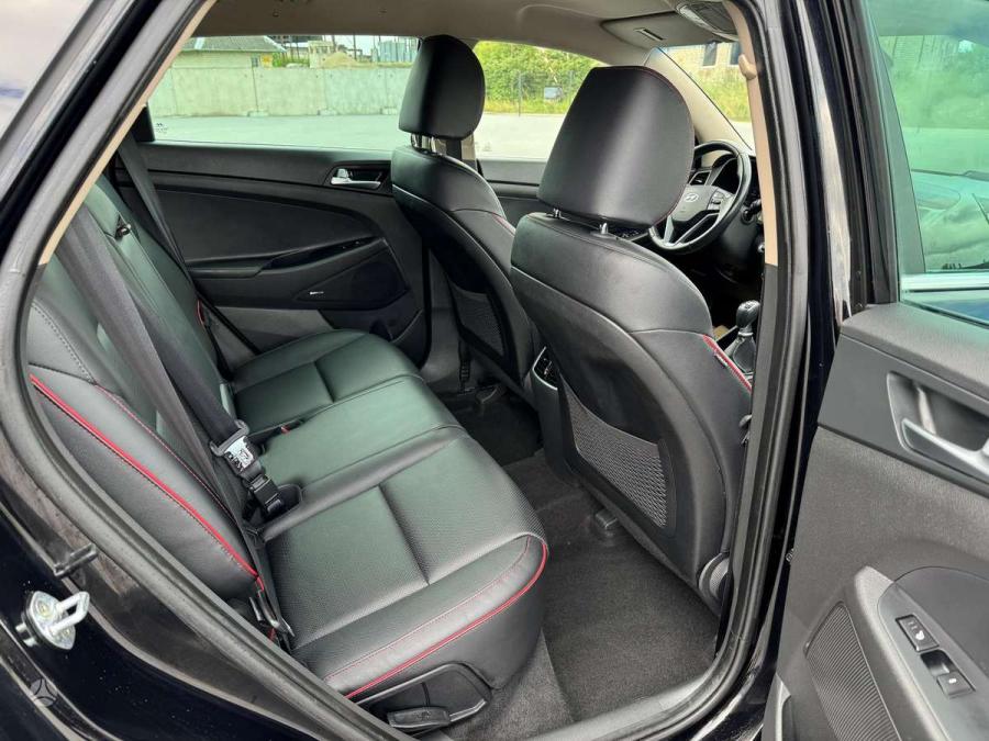 Melns Hyundai Tucson 2016 Telšiai, ar dzinēja tilpumu 1.69 L un nobraukumu 203 tūkst. km par 9800 €, foto 20 vietnē AUTOMOTO.COM.LV