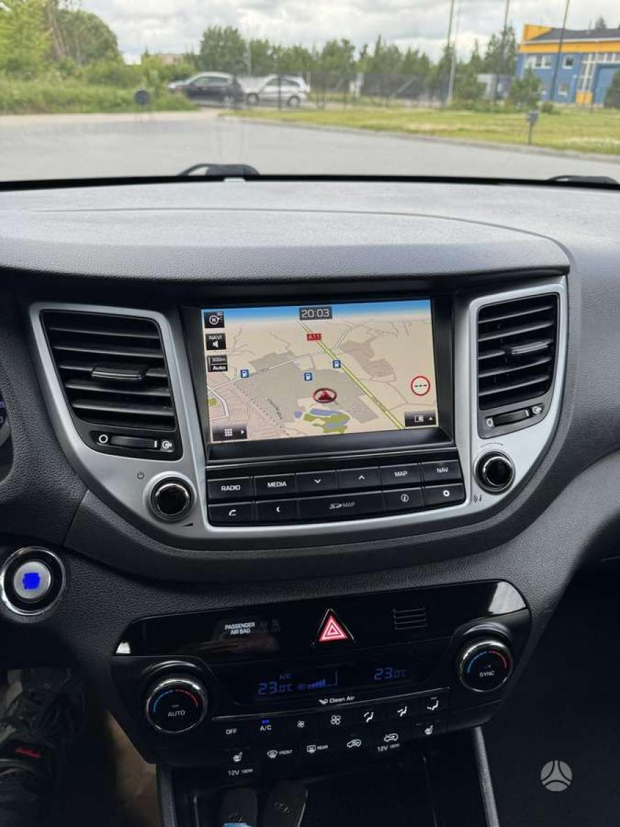 Melns Hyundai Tucson 2016 Telšiai, ar dzinēja tilpumu 1.69 L un nobraukumu 203 tūkst. km par 9800 €, foto 33 vietnē AUTOMOTO.COM.LV