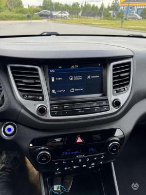 Melns Hyundai Tucson 2016 Telšiai, ar dzinēja tilpumu 1.69 L un nobraukumu 203 tūkst. km par 9800 €, foto 37 vietnē AUTOMOTO.COM.LV