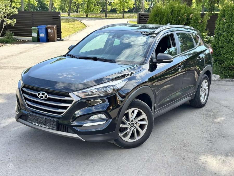 Melns Hyundai Tucson 2016 Marijampole, ar dzinēja tilpumu 1.59 L un nobraukumu 171 tūkst. km par 9900 €, foto 1 vietnē AUTOMOTO.COM.LV