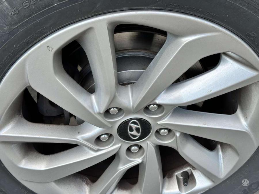 Melns Hyundai Tucson 2016 Marijampole, ar dzinēja tilpumu 1.59 L un nobraukumu 171 tūkst. km par 9900 €, foto 16 vietnē AUTOMOTO.COM.LV
