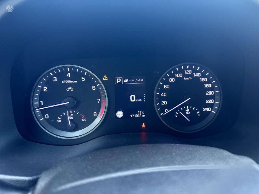 Melns Hyundai Tucson 2016 Marijampole, ar dzinēja tilpumu 1.59 L un nobraukumu 171 tūkst. km par 9900 €, foto 21 vietnē AUTOMOTO.COM.LV