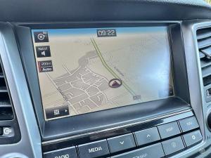 Black Hyundai Tucson 2016 in Marijampole, with an engine capacity of 1.59 L and mileage of 171 thousand km for 9900 €, photo 15 on AUTOMOTO.COM.LV