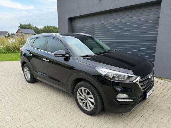 Melns Hyundai Tucson 2016 Utena, ar dzinēja tilpumu 1.69 L un nobraukumu 196 tūkst. km par 8400 €, foto 2 vietnē AUTOMOTO.COM.LV