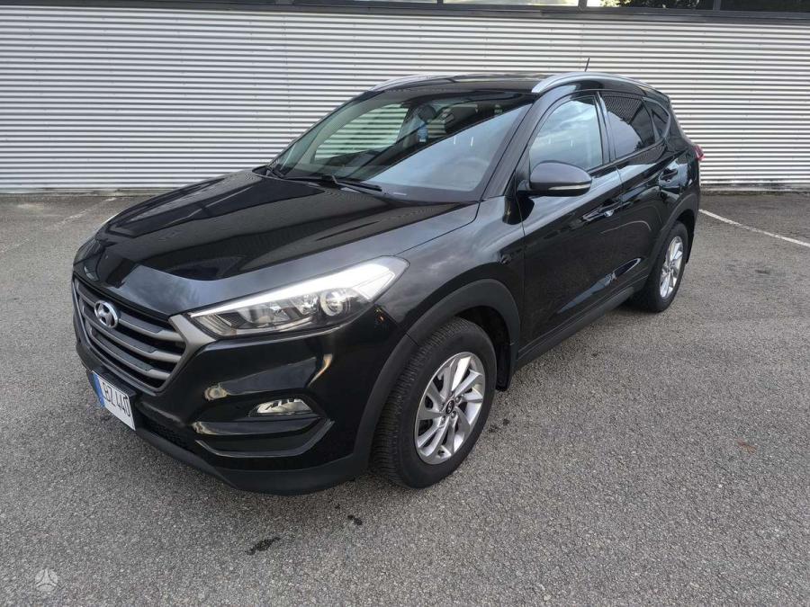 Melns Hyundai Tucson 2016 Radviliškis, ar dzinēja tilpumu 2.00 L un nobraukumu 165 tūkst. km par 10650 €, foto 1 vietnē AUTOMOTO.COM.LV