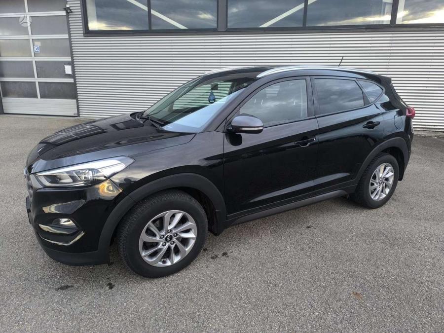 Melns Hyundai Tucson 2016 Radviliškis, ar dzinēja tilpumu 2.00 L un nobraukumu 165 tūkst. km par 10650 €, foto 5 vietnē AUTOMOTO.COM.LV