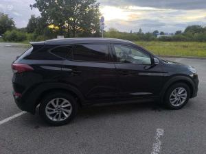 Melns Hyundai Tucson 2016 Radviliškis, ar dzinēja tilpumu 2.00 L un nobraukumu 165 tūkst. km par 10650 €, foto 10 vietnē AUTOMOTO.COM.LV
